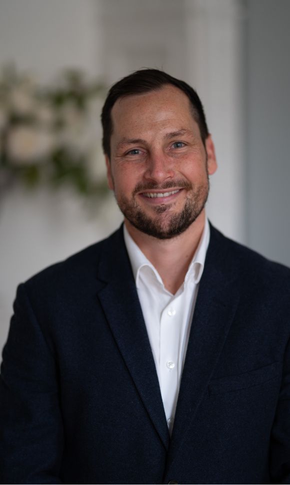 Meet the Montgomery Charles team