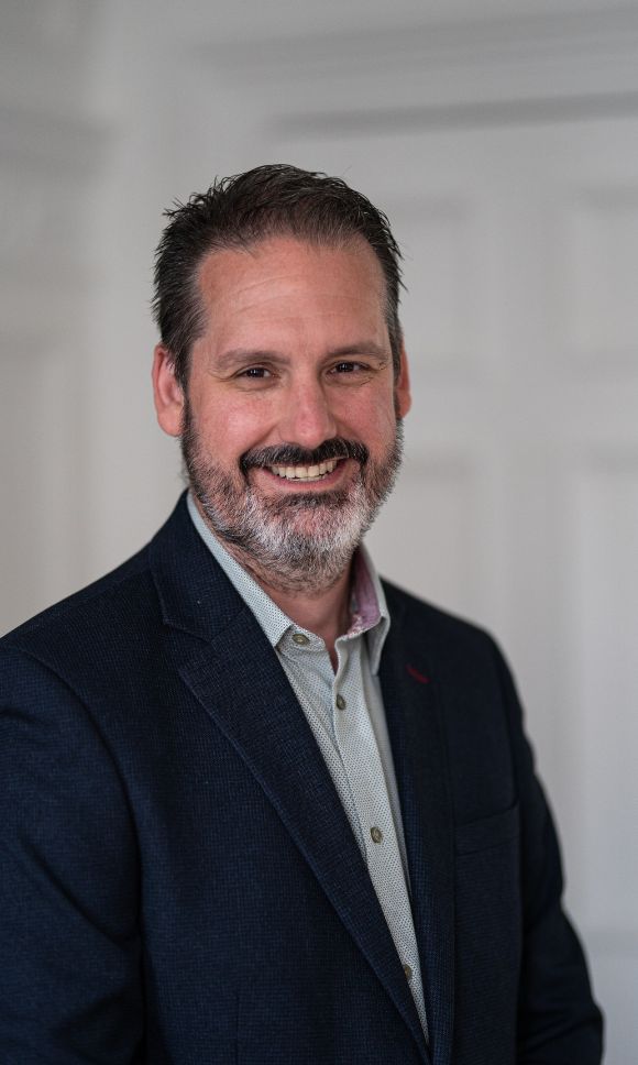 Meet the Montgomery Charles team